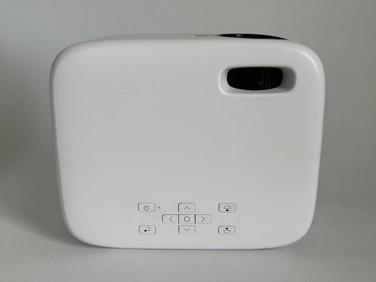 【1万円台の国産プロジェクター】FunLogy HOME2を徹底レビュー