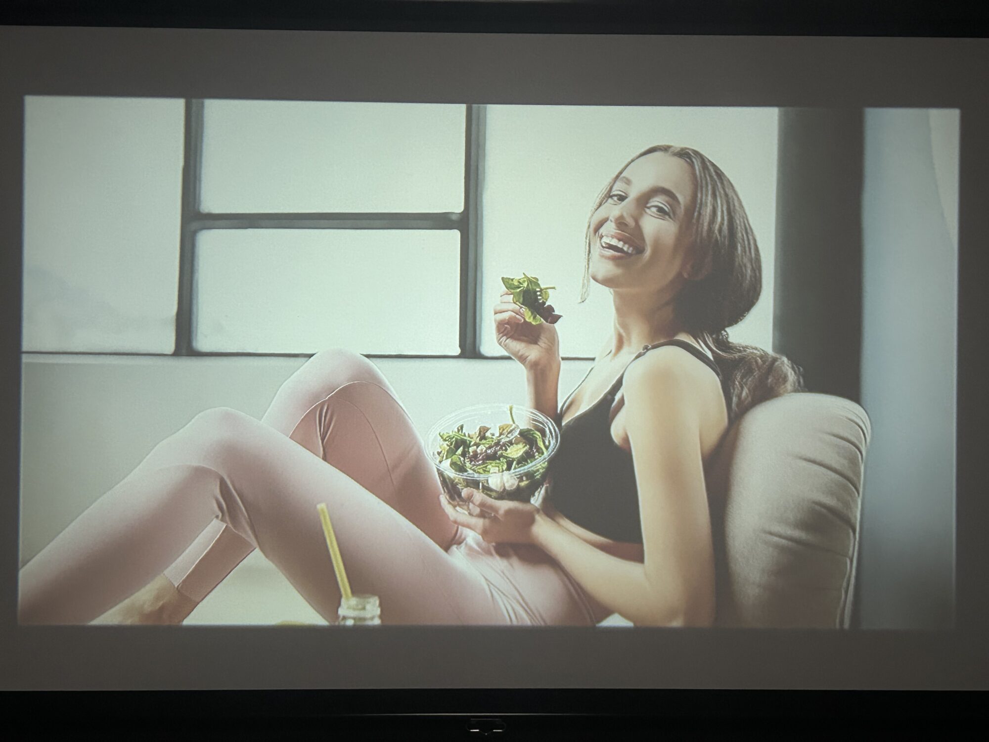 【格安中華プロジェクター】ONOAYO E16を徹底レビュー