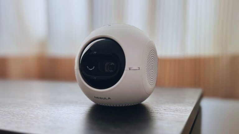 【林檎サイズのモバイル機】Anker Nebula Astroを徹底レビュー【プロジェクターオタクが魅力を解説】
