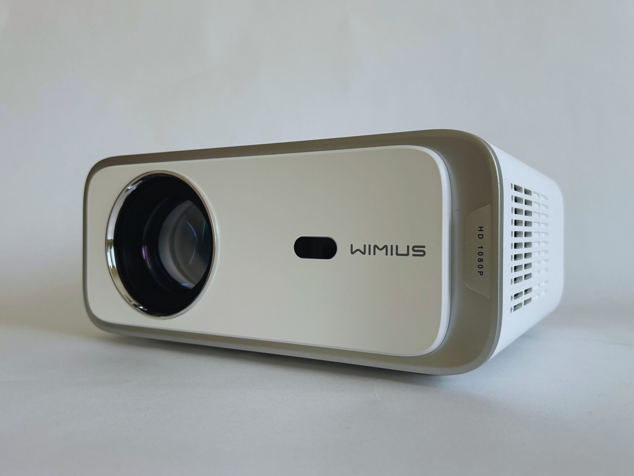 【コスパの化け物】WIMIUS P63を徹底レビュー【フルHD Android TV搭載プロジェクター】