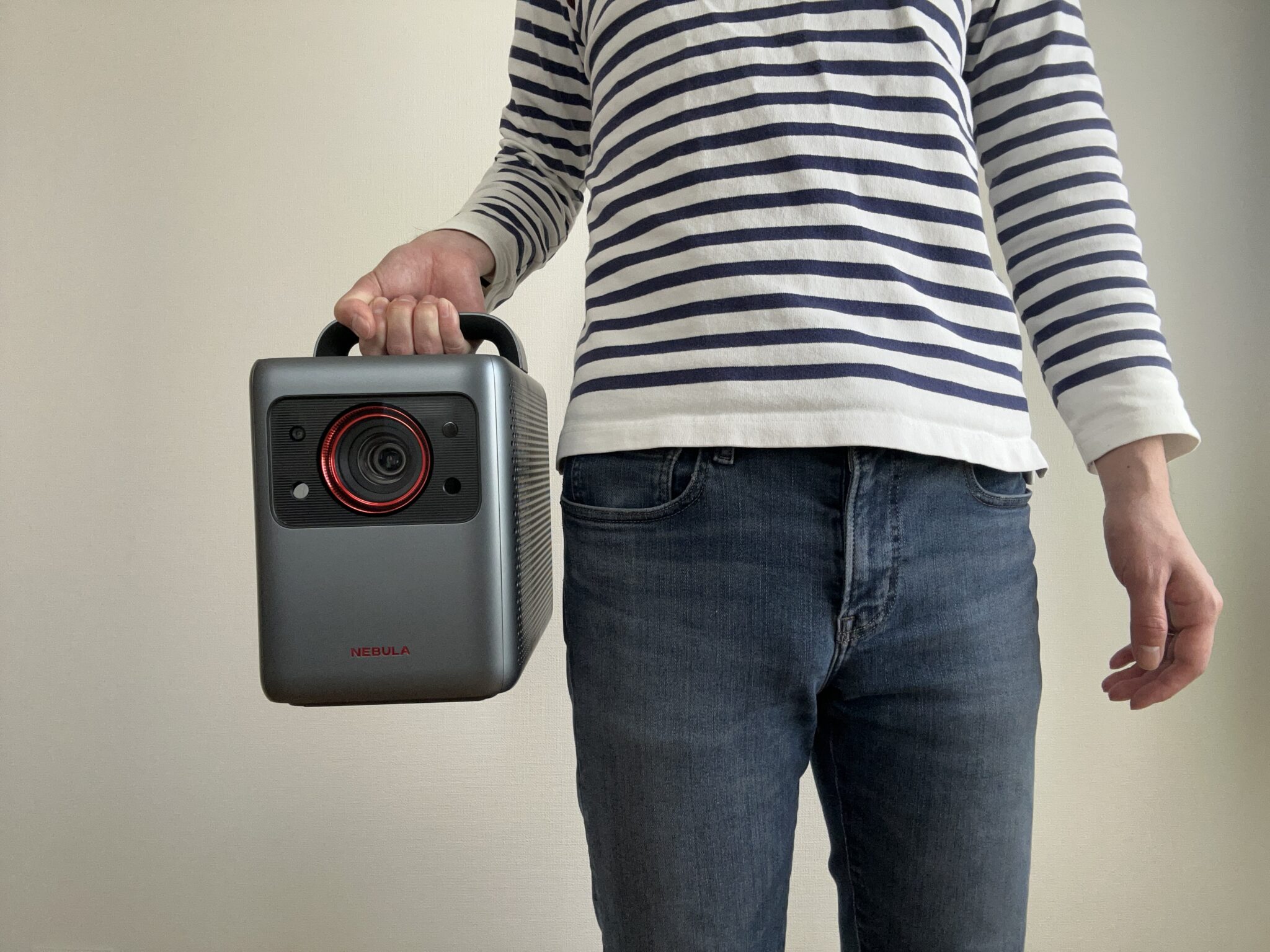 【魅力が全て分かる】Nebula Cosmos Laser 4Kを徹底レビュー【極上画質のプロジェクター】