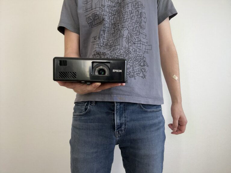 【映像に感動！】EPSON EF-11を徹底レビュー【お手頃レーザー3LCD】