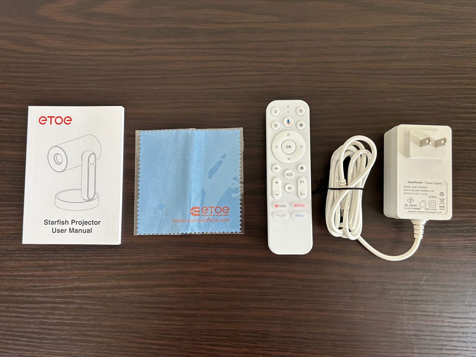 【寝室で天井投影】ETOE Starfishプロジェクターを徹底レビュー